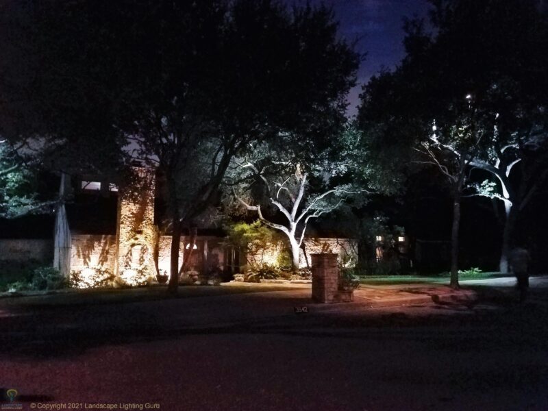 Mixed Warm and Cool Tone Lighting - Landscape Lighting Guru